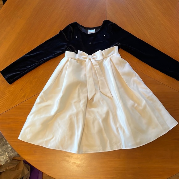 Perfectly Dressed | Dresses | Perfectly Dressed Velvetsatin Dress ...